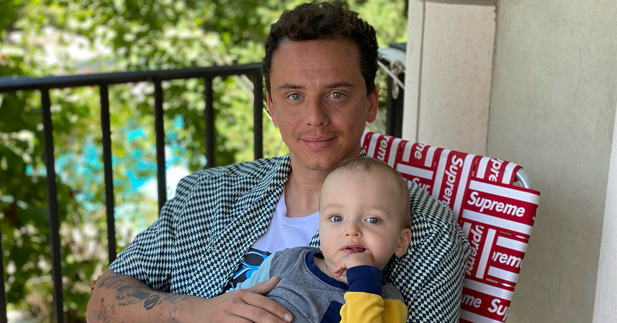 Bobby Hall's favorite reads